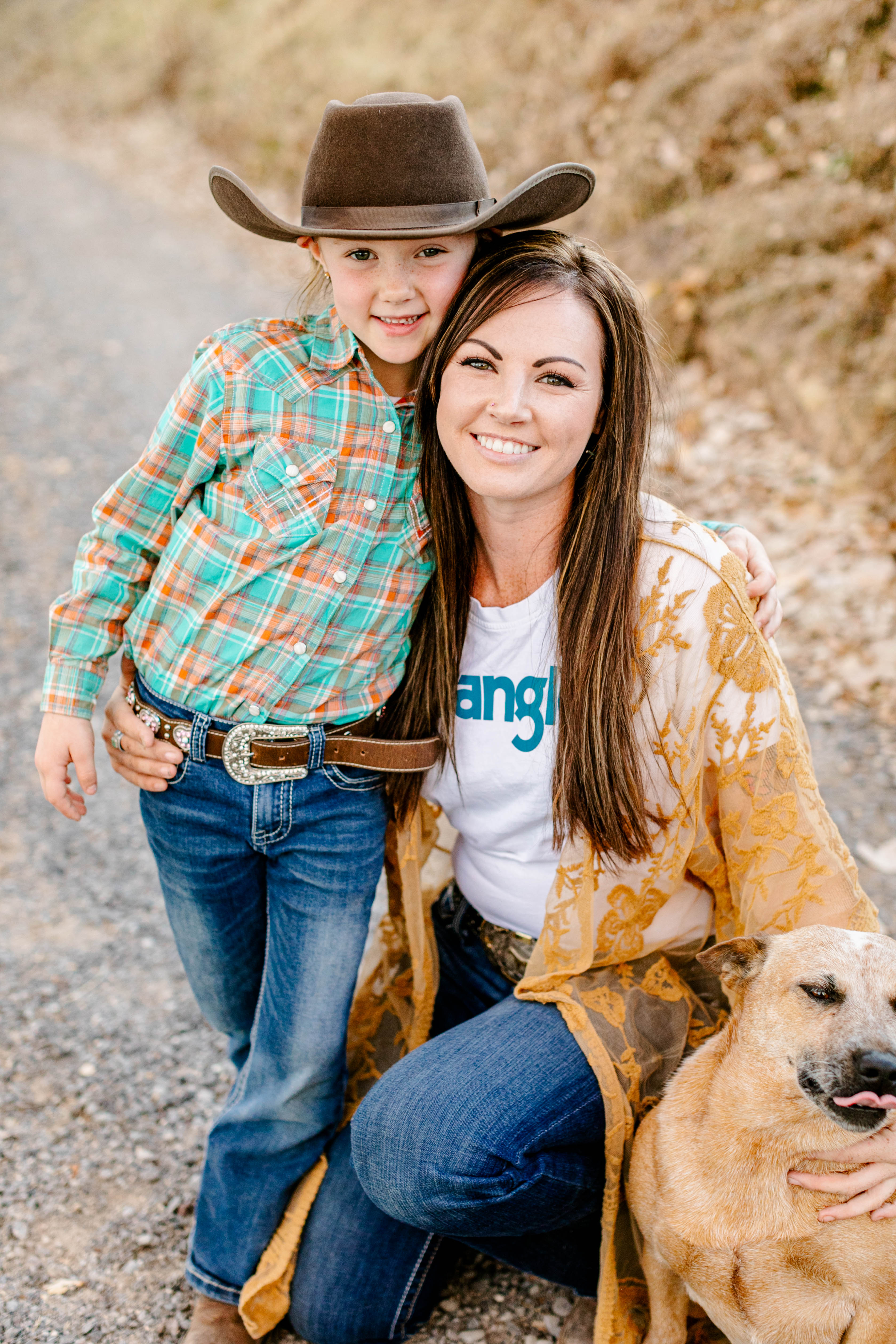 Horse Ranch Family Session - mindystrattonphotography.com